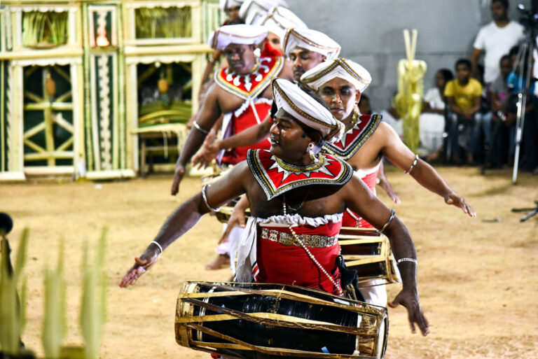 Ancient Kingdom Of Kotte-The Story Behind It's Ruins